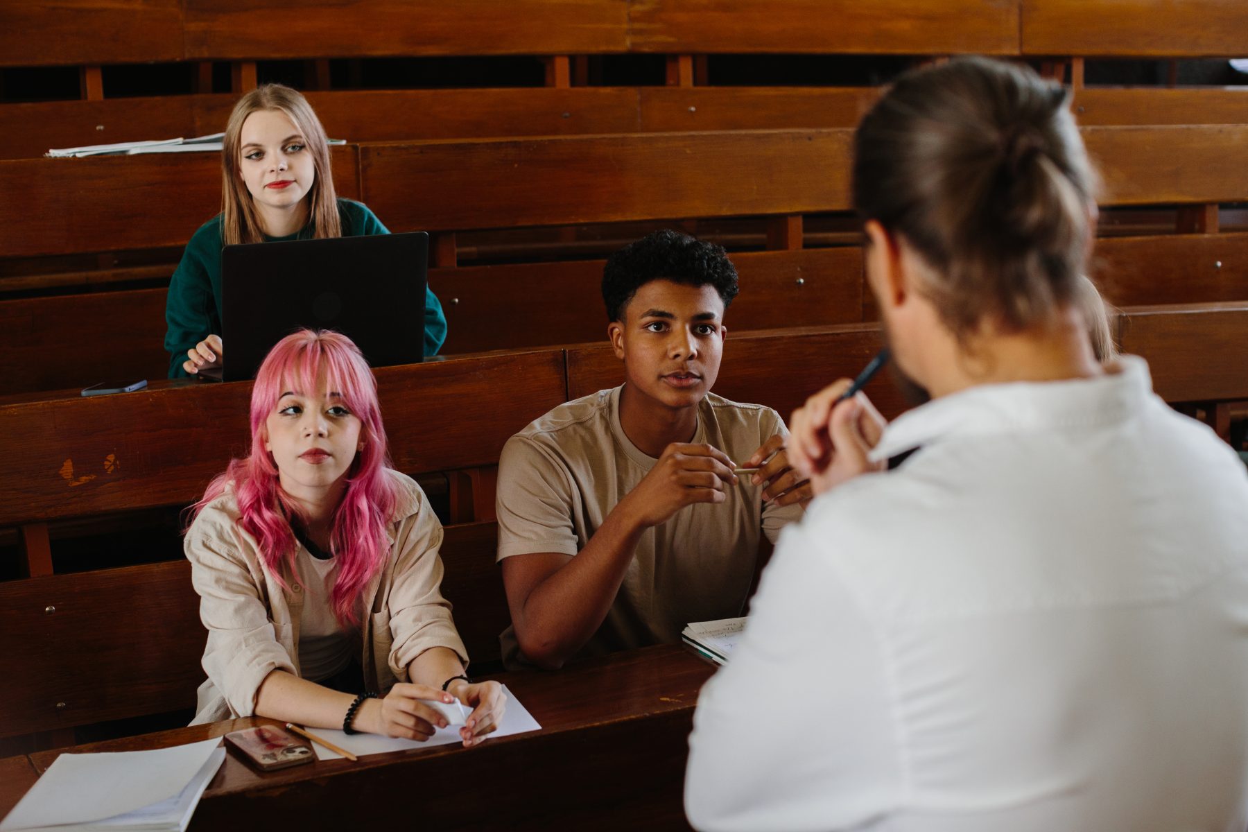 Deelnemers van het CHE-EO studentendebat zijn bekend - Nationale ...